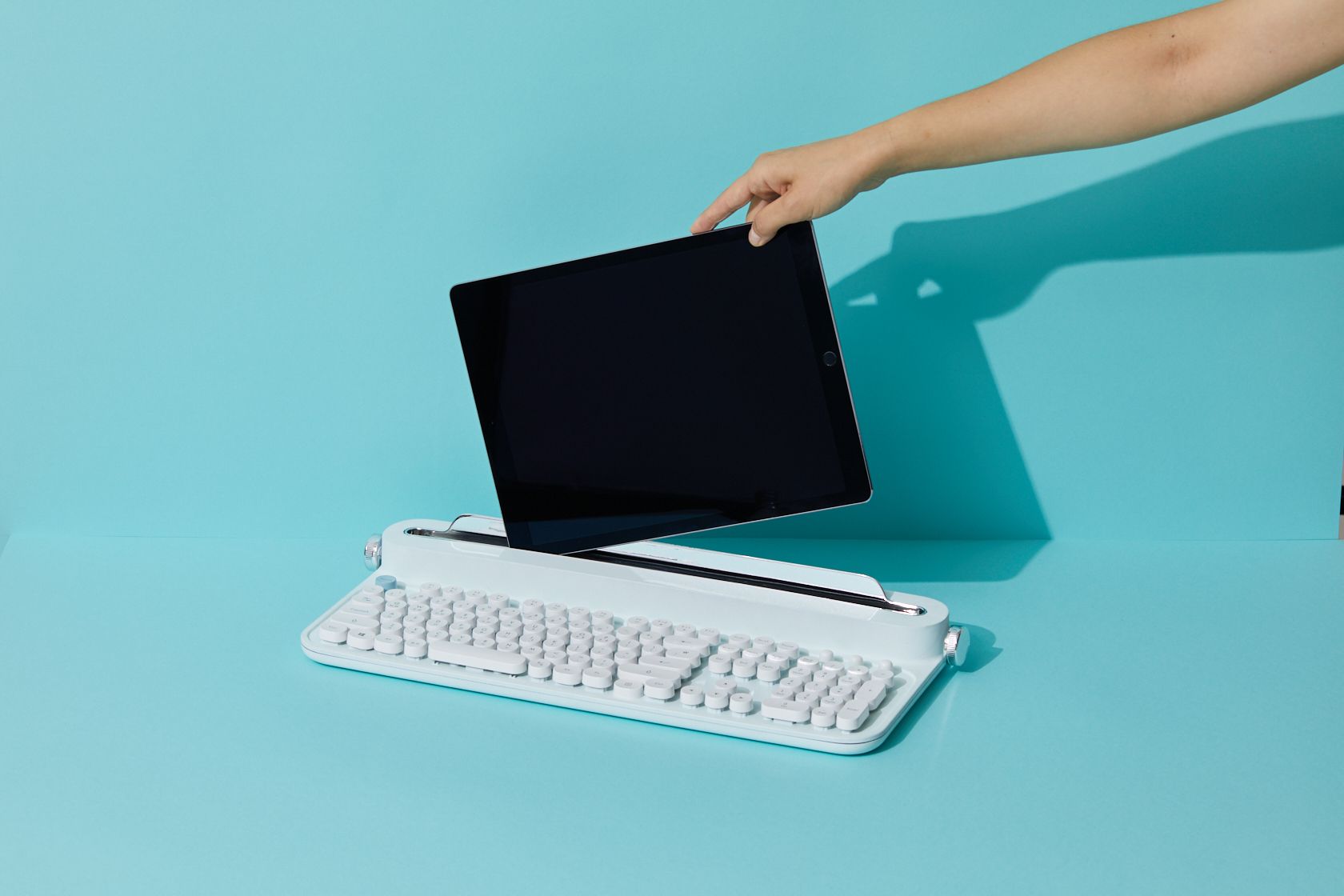 Actto 復古風格無線鍵盤 | 香港首發集購